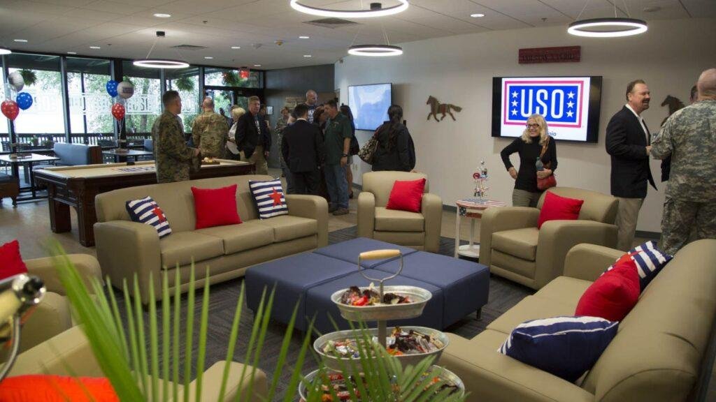 USO Lounge Atlanta Airport, Review, Access, Operating Hours