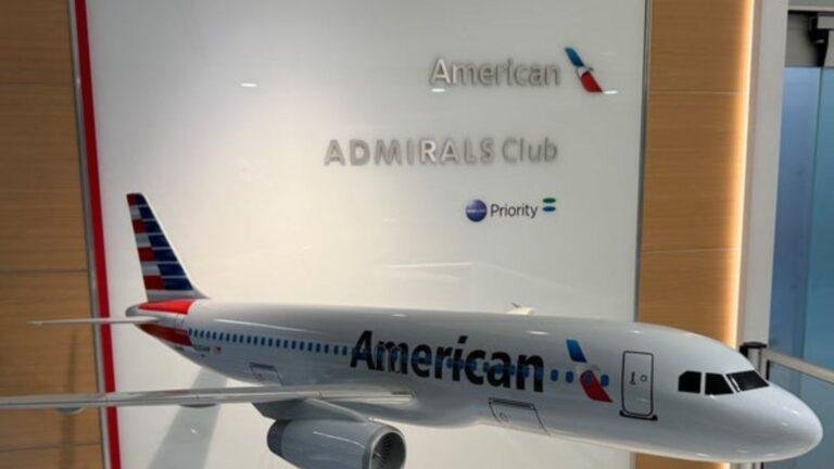 American Airlines Admirals Club PHX (Gate A19) - Review
